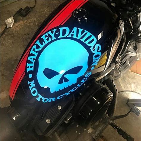 Lumilor Get Something Lit