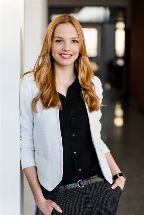 Top 20 Real Estate Agent Photo Examples Tips Artofit
