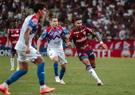 Cerro Porteño x Fortaleza onde assistir horário e escalções Metrópoles