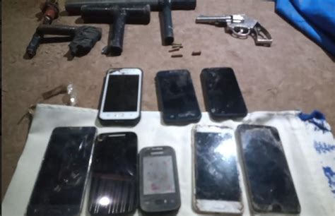 Llegó A Su Casa Manipulando Armas De Fuego Y Su Madre Lo Delató