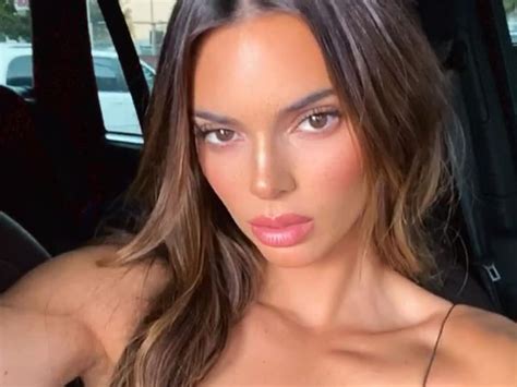 Kendall Jenner Shows Off Her New Hair Extensions In These Photos Celebrity Insider