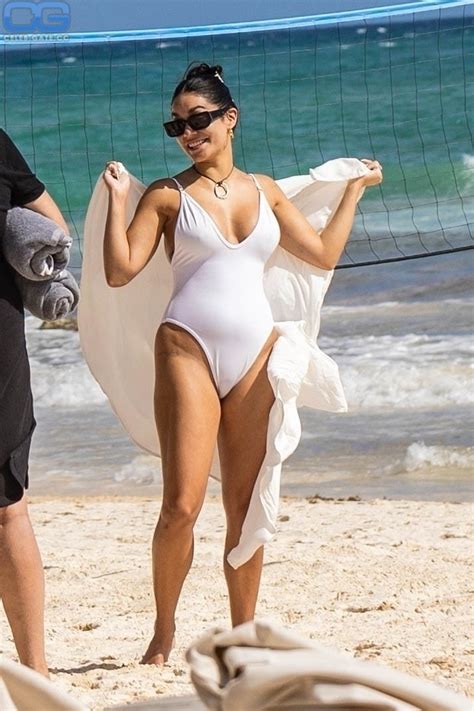 Vanessa Hudgens Nude Pictures Onlyfans Leaks Playboy Photos Sex Scene Uncensored