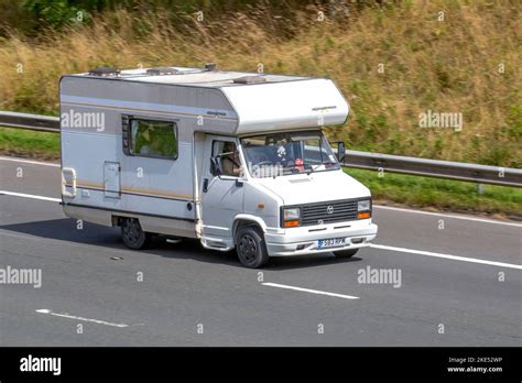 Highwayman Camper Van Hi Res Stock Photography And Images Alamy