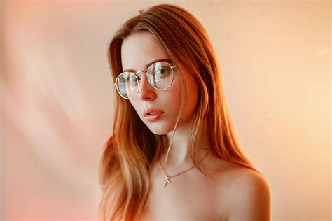 Women With Glasses Face Necklace Simple Background Portrait Women