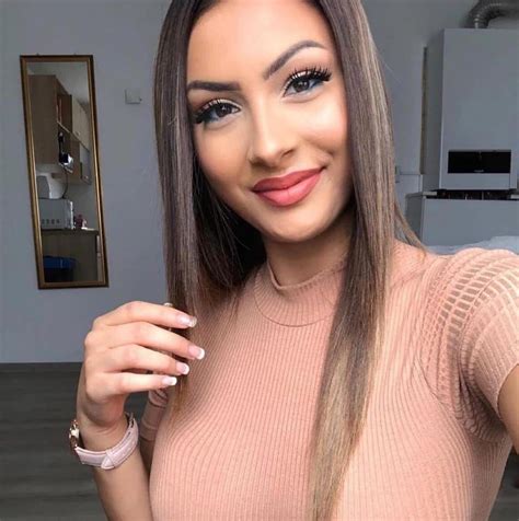 Johnny Carson Once Asked The Audience If Anybody Played The Piano This Man Raised His Hand And