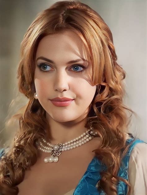 Hürrem Sultan ~ Хюррем Султан🌊 Short Hair Styles Beautiful Women