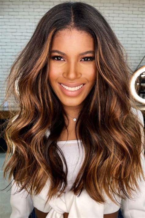 Renueva tu imagen Tendencias de color 2022 para teñir el cabello