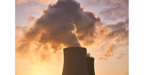 МАЕ иска по бързо намаляване на емисиите на метан от петролния и газов сектор