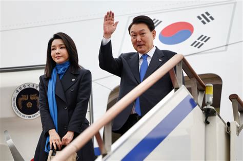 尹 이재용·정의선 등 경제사절단 이끌고 새해 첫 순방길