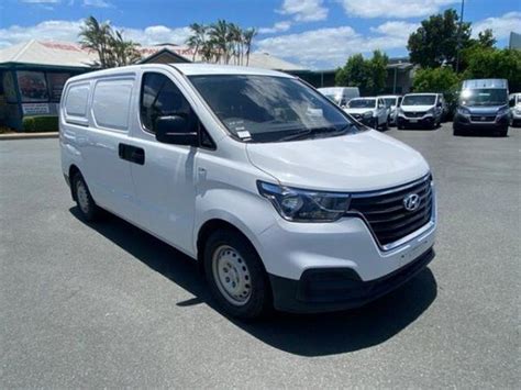 Buy Used 2018 Hyundai Iload Tq4 My19 White 5 Speed Automatic Van For 35 980 Sell Your Car For