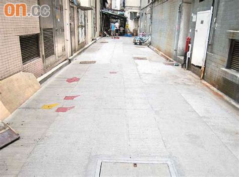 僭建簷篷垃圾堆積播毒 東方日報