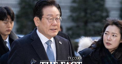 이재명 위헌법률심판 제청 신청법원 받아들이면 재판 정지