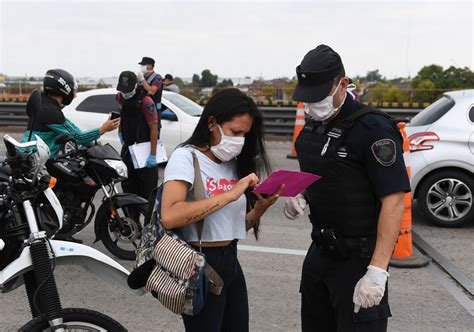 Qué ocurrirá si una persona sale sin su permiso a la calle y viola la cuarentena en el AMBA