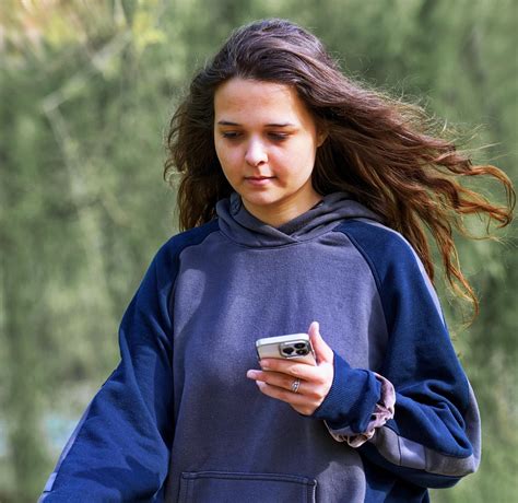 Girlie Casual Smartphone Free Photo On Pixabay