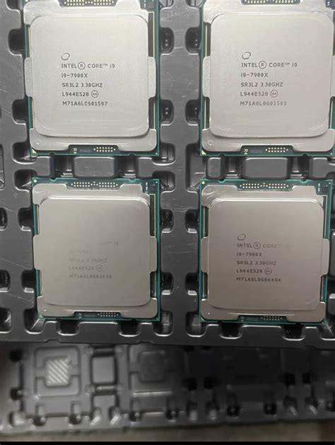 Yahoo オークション 未使用品 cpu Intel Core i9 7900X SR3L2 10C 3