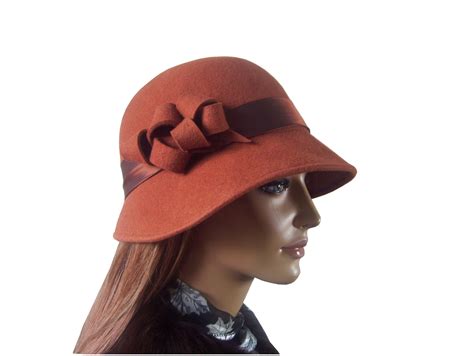 KAPELUSZ DAMSKI WEŁNIANY FILCOWY RETRO RUDY 57CM 7150625676