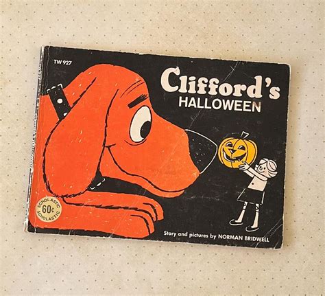 Cliffords Halloween Book Clifford The Big Red Dog Halloween Story