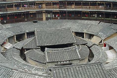 客家十九娣——這種圓寨圍龍屋很是壯觀，客家群居建築的特產 每日頭條