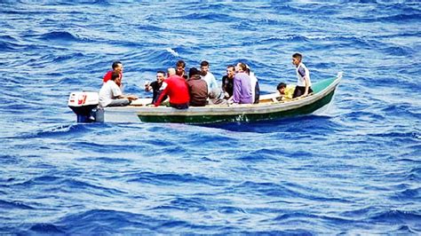 إحباط 13 عملية “حرقة” وإنقاذ 188 مجتازا جريدة الحرية التونسية