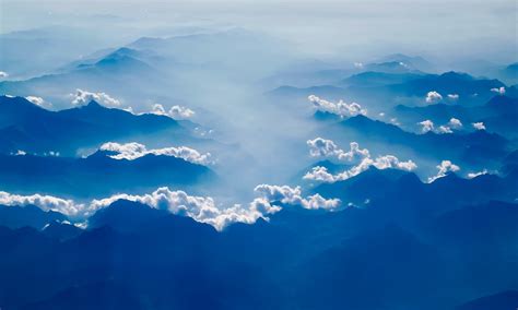 俯瞰の意味とは？俯瞰力を身につけビジネスを俯瞰する視点を持つ方法
