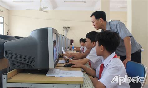 Ứng Dụng Công Nghệ Thông Tin Trong Giáo Dục Báo Ấp Bắc điện Tử