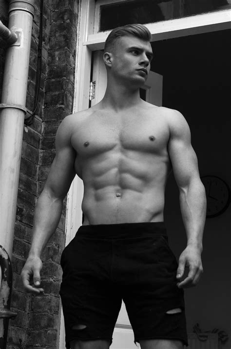 Kyle Bravo