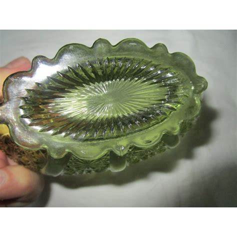 1960s Fenton Art Glass Colonial Green Daisy And Button Split Twig Handle