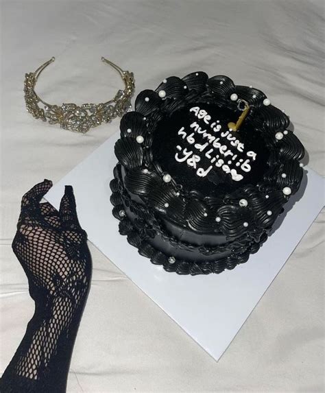 Pin By Lesya On ᴄ ᴀ ᴋ ᴇ S Kue Elegan Kue Vintage Dekorasi Kue Ulang