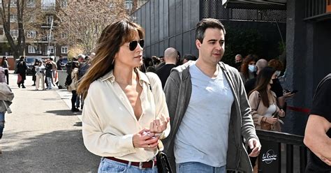 Isabel Jiménez Y Su Expareja Álex Cruz Comienzan Los Trámites De Su Divorcio Reparten Sus