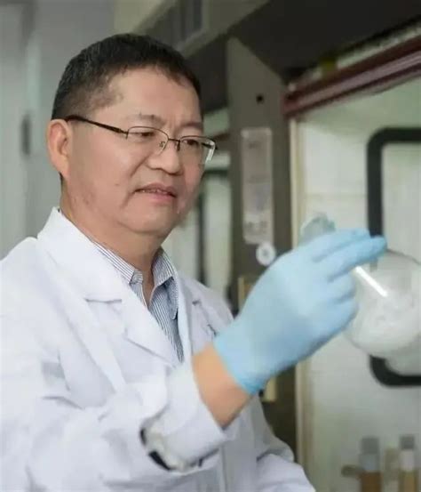 院士：国内科研目前内卷太严重，搞科研不应扎堆凑热闹！ 华算科技