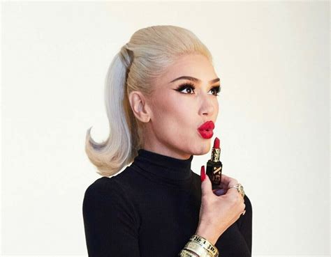 Gwen Stefani Red Lipstick