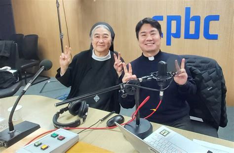 ‘수도생활 60년 이해인 수녀 “누군가에게 선물 되는 삶 살고 싶어”