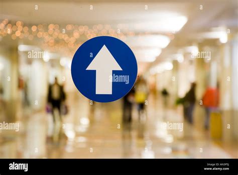 Shopping Mall Entrance Arrow Sign Stock Photo Alamy