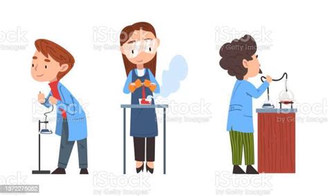 실험실 만화 벡터 일러스트에서 과학 연구를하고 실험실 코트에 Chidlren 과학자 개체 그룹에 대한 스톡 벡터 아트 및 기타 이미지 개체 그룹 건강관리와 의술 과학