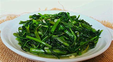 空心菜抄完不一会就发黑，教你一招，颜色鲜亮不发黑 哔哩哔哩