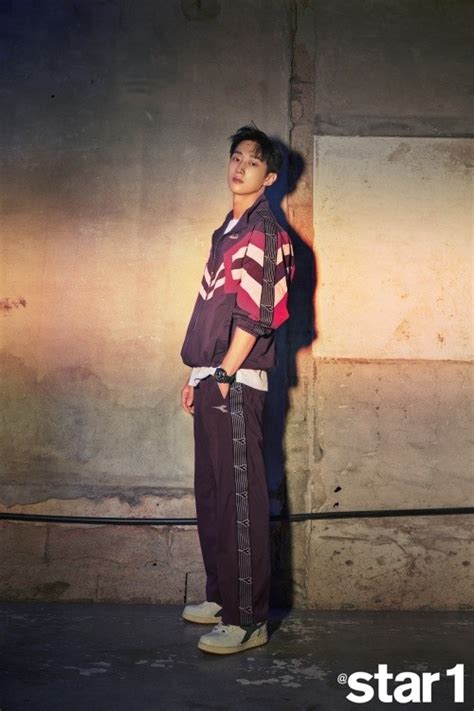 [📝] 앳스타일9월호 인터뷰 ‘ 경찰수업 진영 “2년만의 복귀 차태현•정수정 덕분에 빠르게 적응할 수 있었어”[스타 스타일] 출처 앳스타일 네이버 Tv