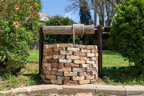 Les différents types de forages pour l eau puits creusé puits