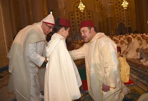 أمير المؤمنين يترأس بمسجد الحسن الثاني بالدار البيضاء حفلا دينيا كبيرا