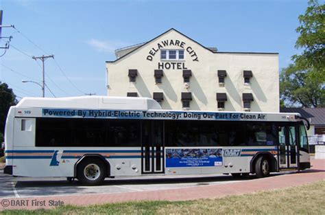 Dart Gillig Brt Hybrid Bus In Front Delaware City Hotel Flickr