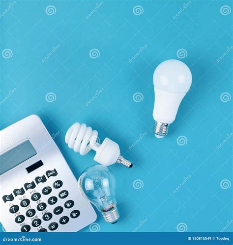 Vieilles Et Nouvelles Ampoules Conomie D Nergie De Concept Image