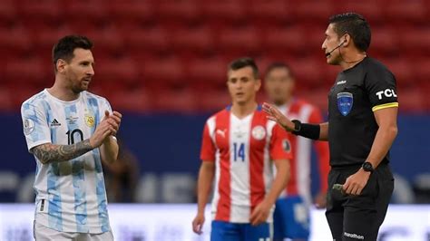 Radiografía De Jesús Valenzuela El árbitro Del Debut De Argentina En