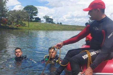 Goiás jovem de anos cai do jet ski e morre afogada em lago Metrópoles