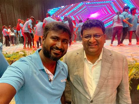 Naveenkanna Thavamani On Linkedin With My Ceo Prassadh Shanmugam The Man Of Achievement Kgisl