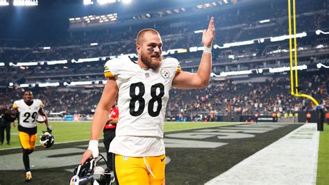 Steelers Receive Positive Update On Injured Te Pat Freiermuth Report