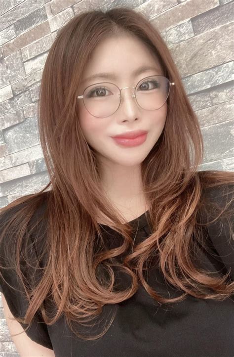 每天分享一个美女——设乐亚里沙 哔哩哔哩