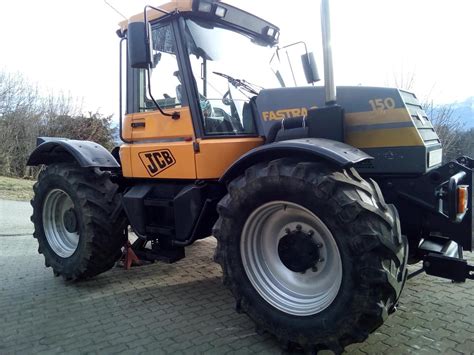 Pin By Brian Larkin On Jcb Tree Farms Tractors Vehicles