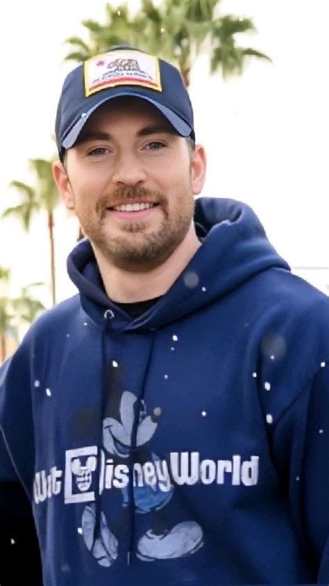 Disney World Mickey Mouse And Chris Evans 🎄 2022 Chris Evans Chris Evan