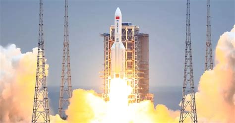 Uncontrolled Chinese Rocket Falling To Earth And Nobody Knows Where It Could Land World News