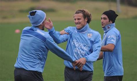 Diego Forlan Luis Suarez Can Have My Place World Cup 2014 Sport