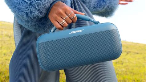 Bose Unveils Soundlink Max — A Chic Boom Box Speaker With 20 Hour